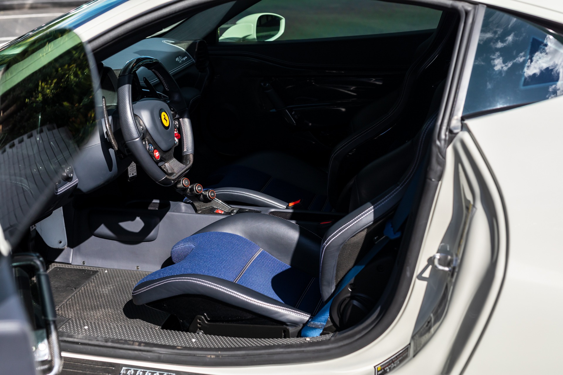 Used 2014 Ferrari 458 Speciale For Sale (Sold) | iLusso Palm Beach ...