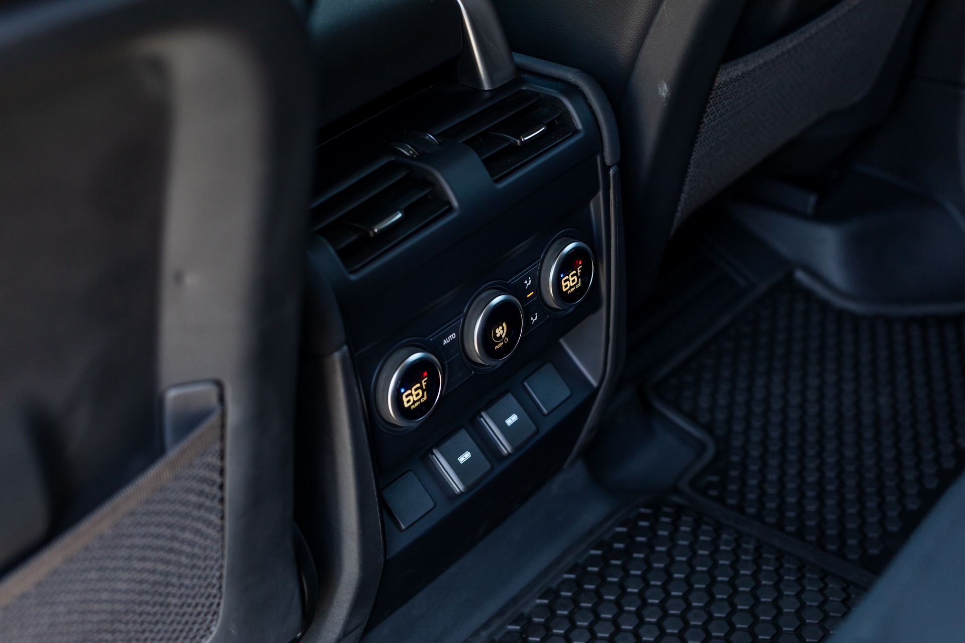 Used 2023 Land Rover TREK Pack Defender 130 SE For Sale (Sold) | iLusso ...