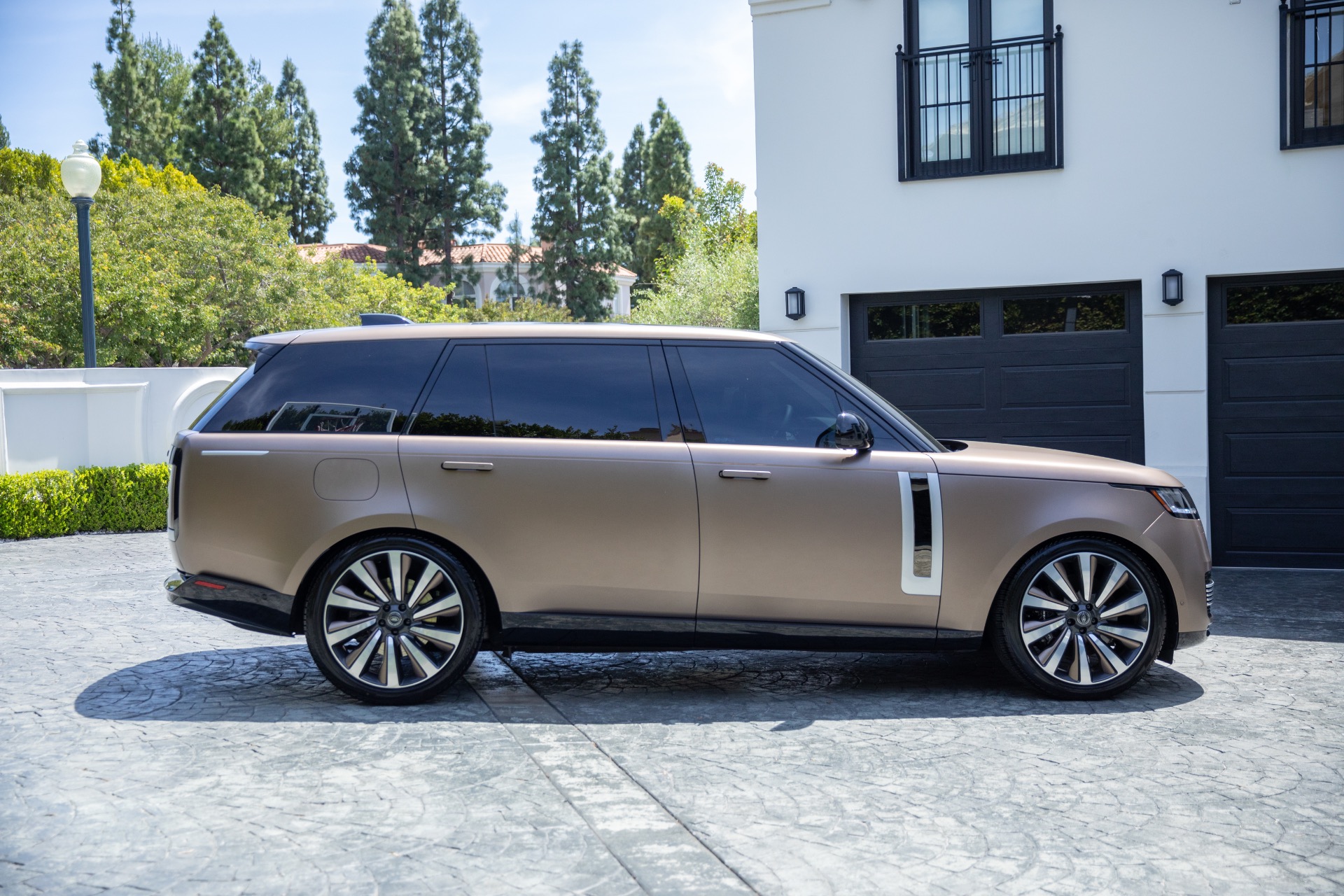 Used 2023 Land Rover Range Rover P530 SV LWB For Sale ($385,000 ...