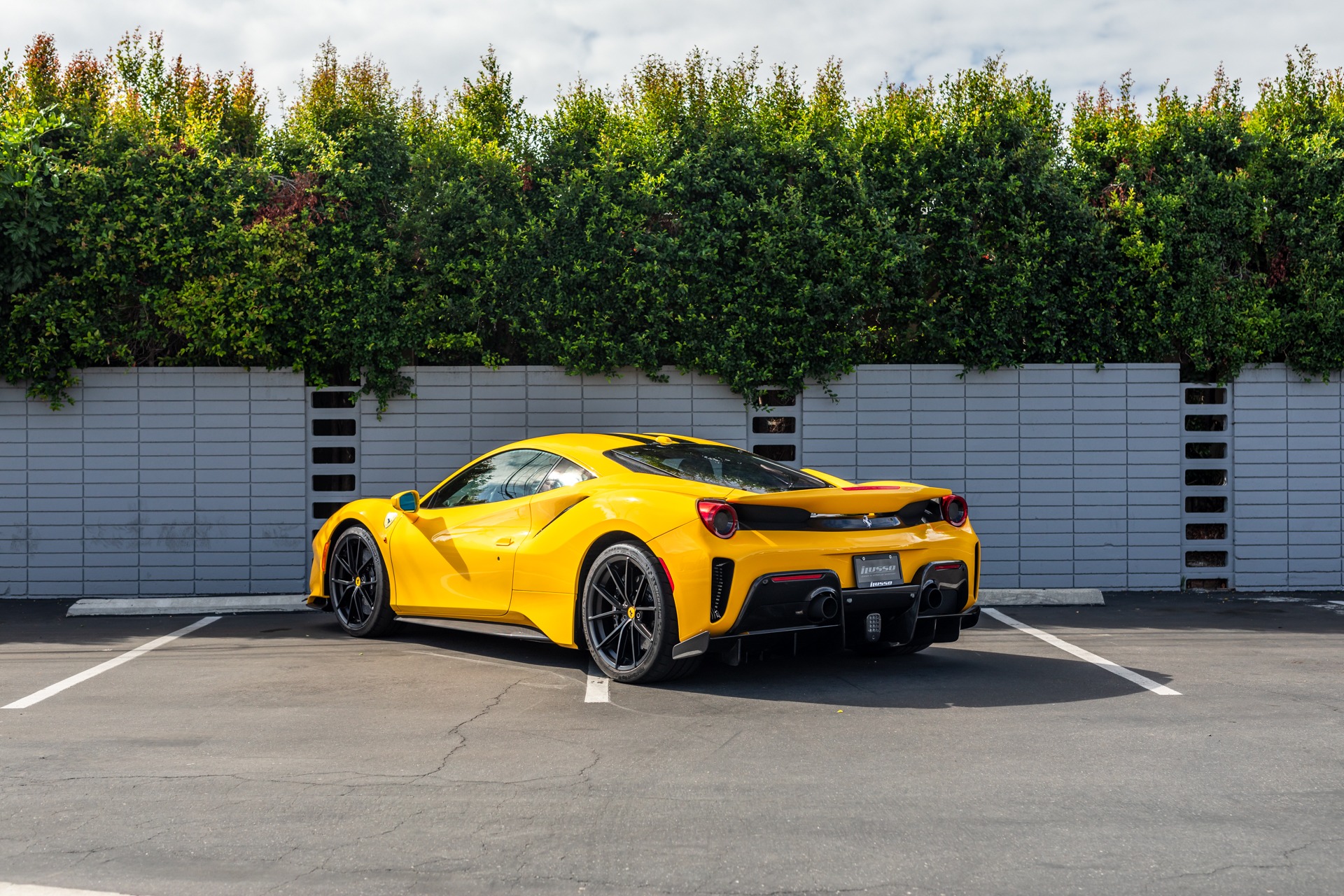 Used 2019 Ferrari 488 Pista For Sale ($534,900) | iLusso Palm Beach ...